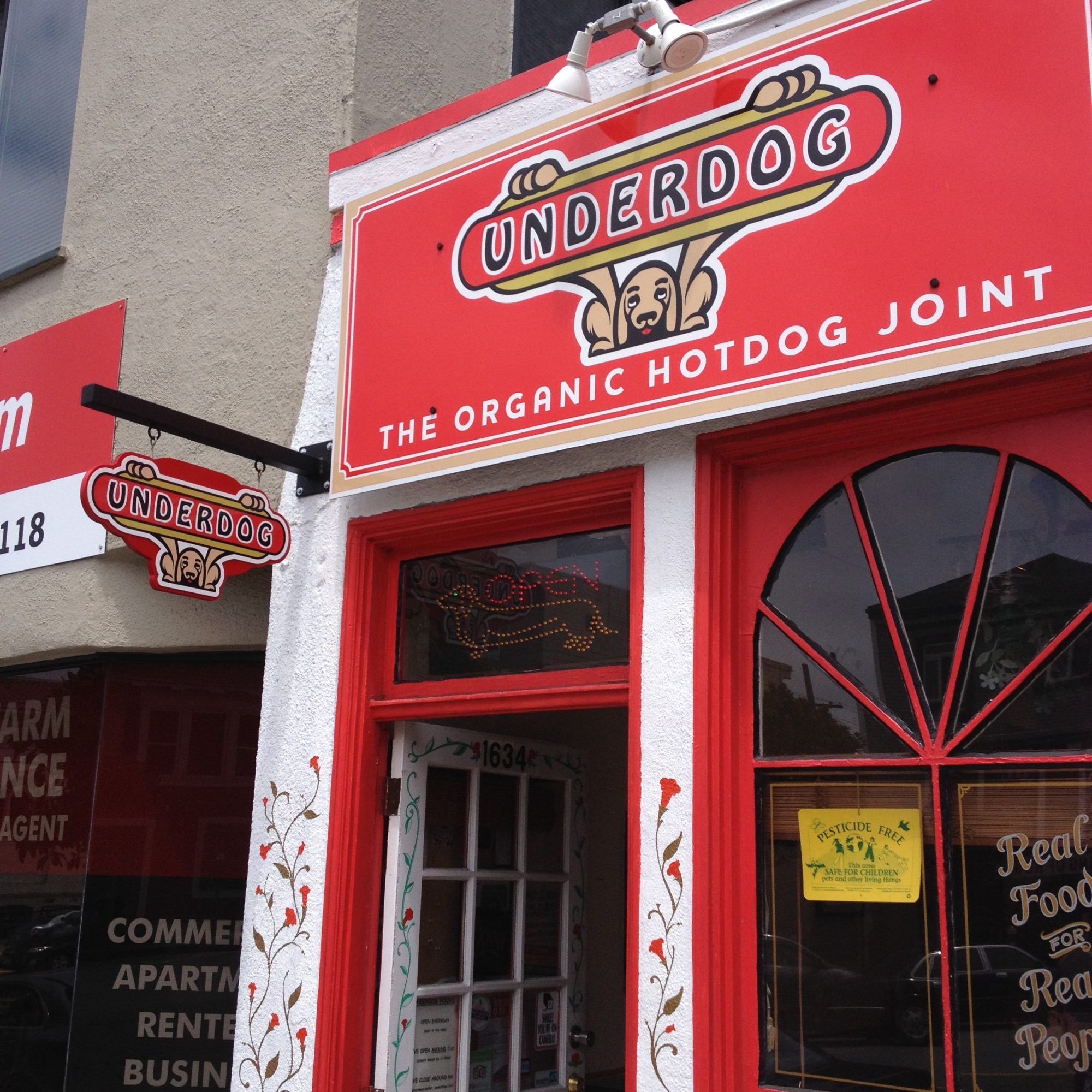 Underdog, Vegan & Vegetarian Hot Dogs, Inner Sunset, San Francisco - by ...